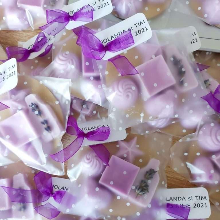 Marturii capsule din ceara de soia si ulei esential de lavanda (lila ...