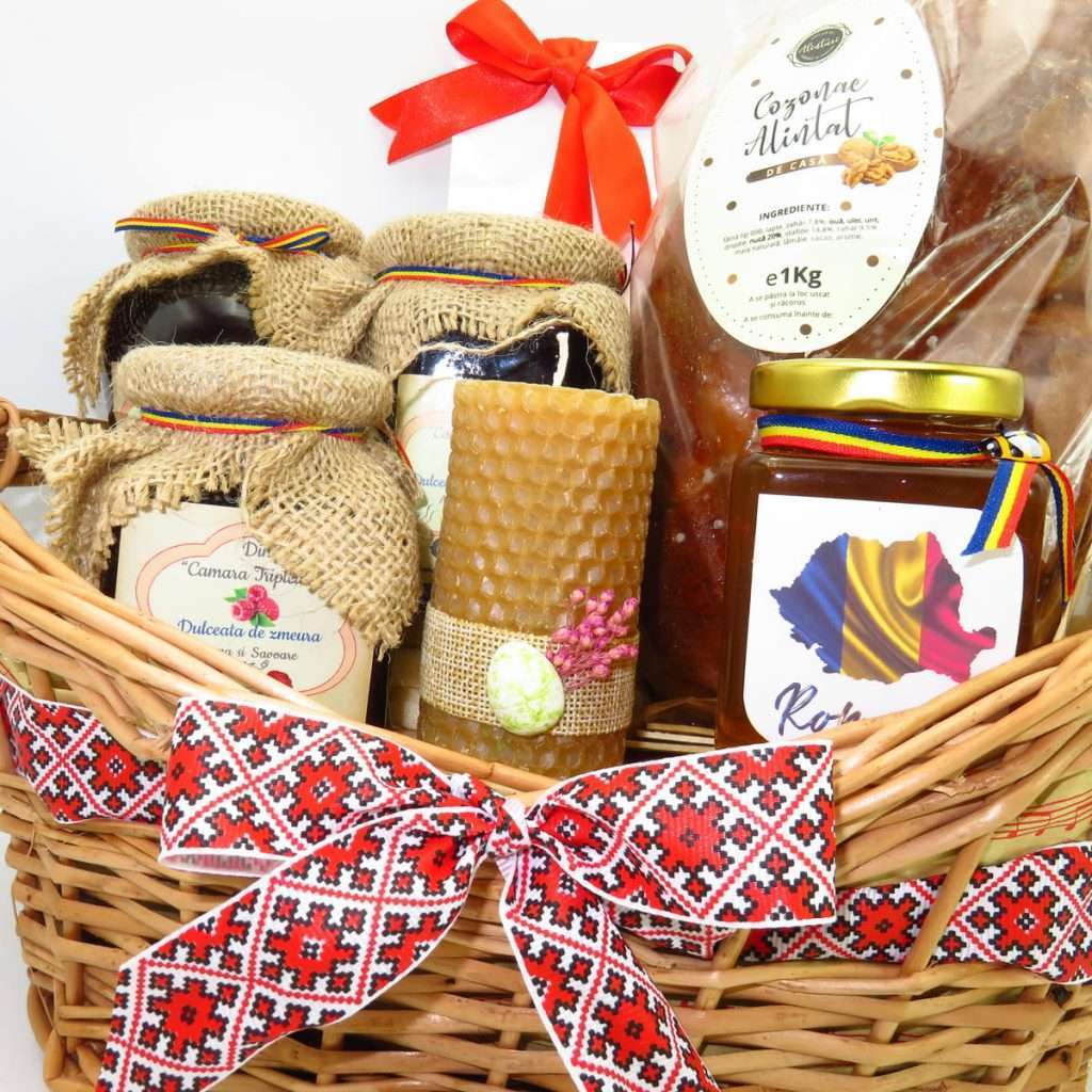 Cos cadou traditional Paste, Dulce Absolut Plus, 8 piese, produse ...