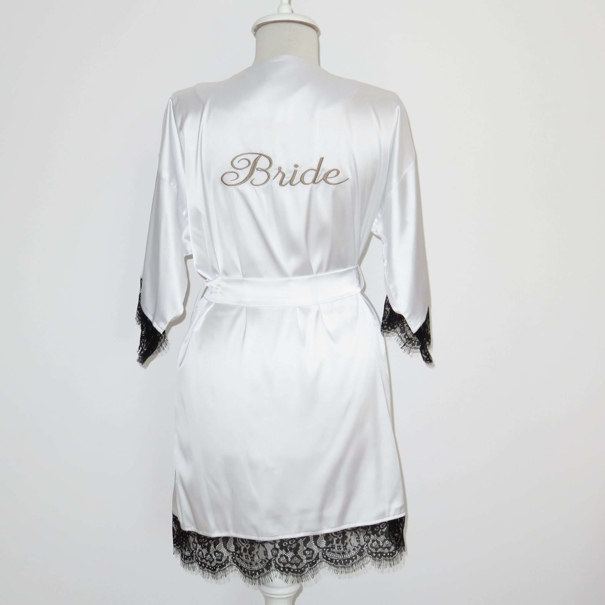 Halat satinat cu dantela Bride, alb - AGB1102 - 23h Events® 🥇